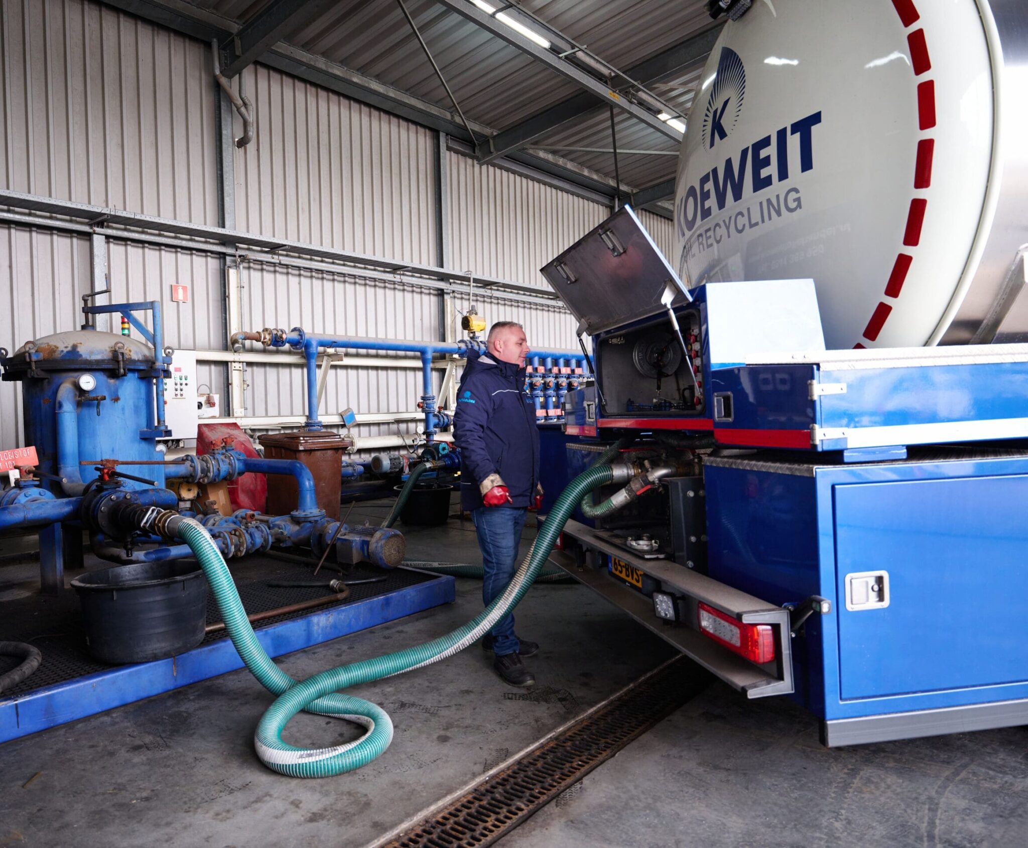 Chemisch afval afvoeren - Gevaarlijk afval - Koeweit Oliehandel
